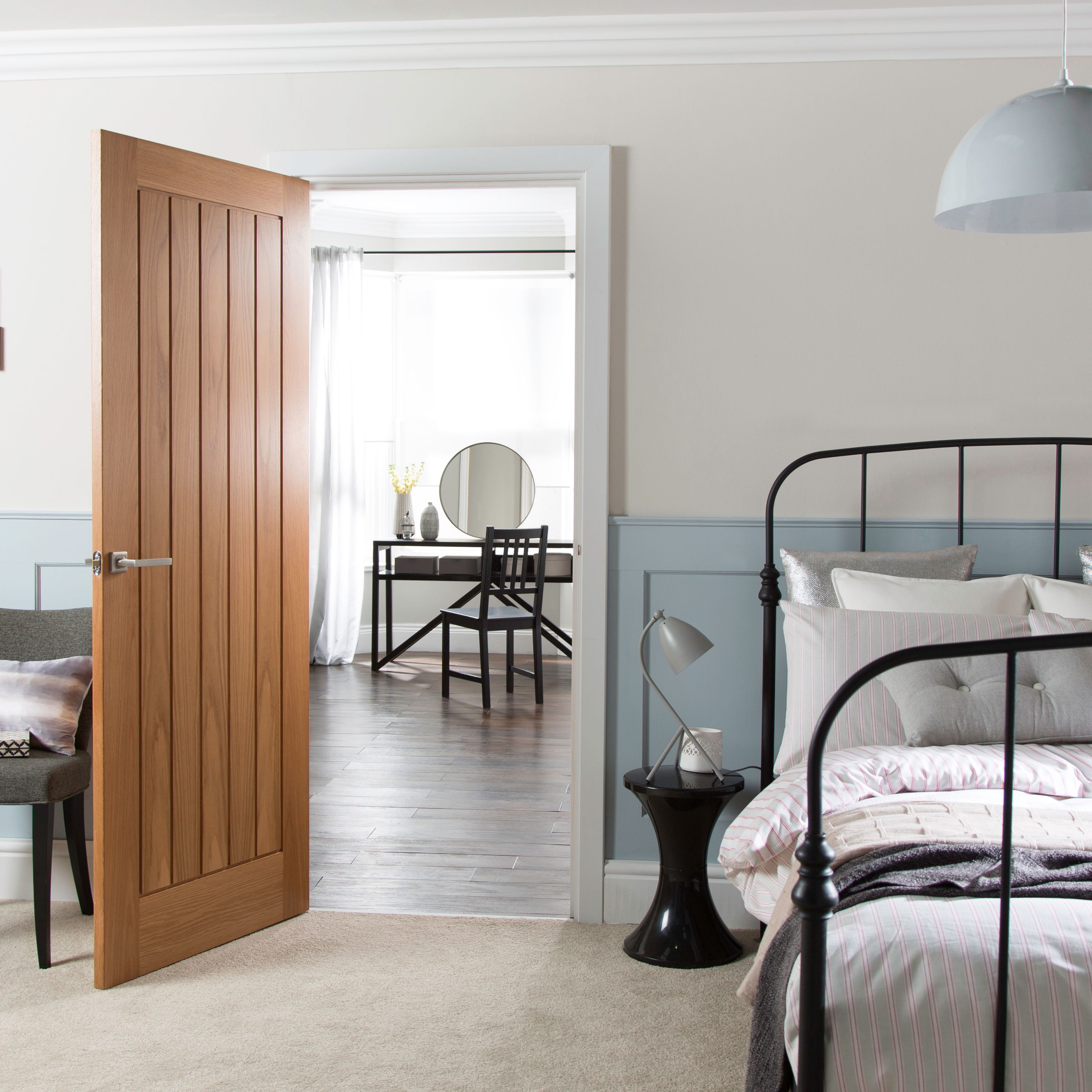 Unglazed Cottage Oak veneer Internal Door, (H)1981mm (W)686mm (T)44mm