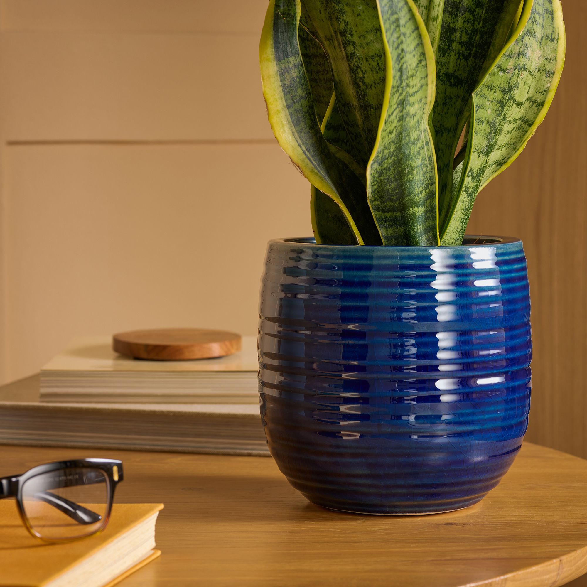 Verve Blue Ceramic Glazed Plant pot (Dia) 15cm, (H)12.5cm