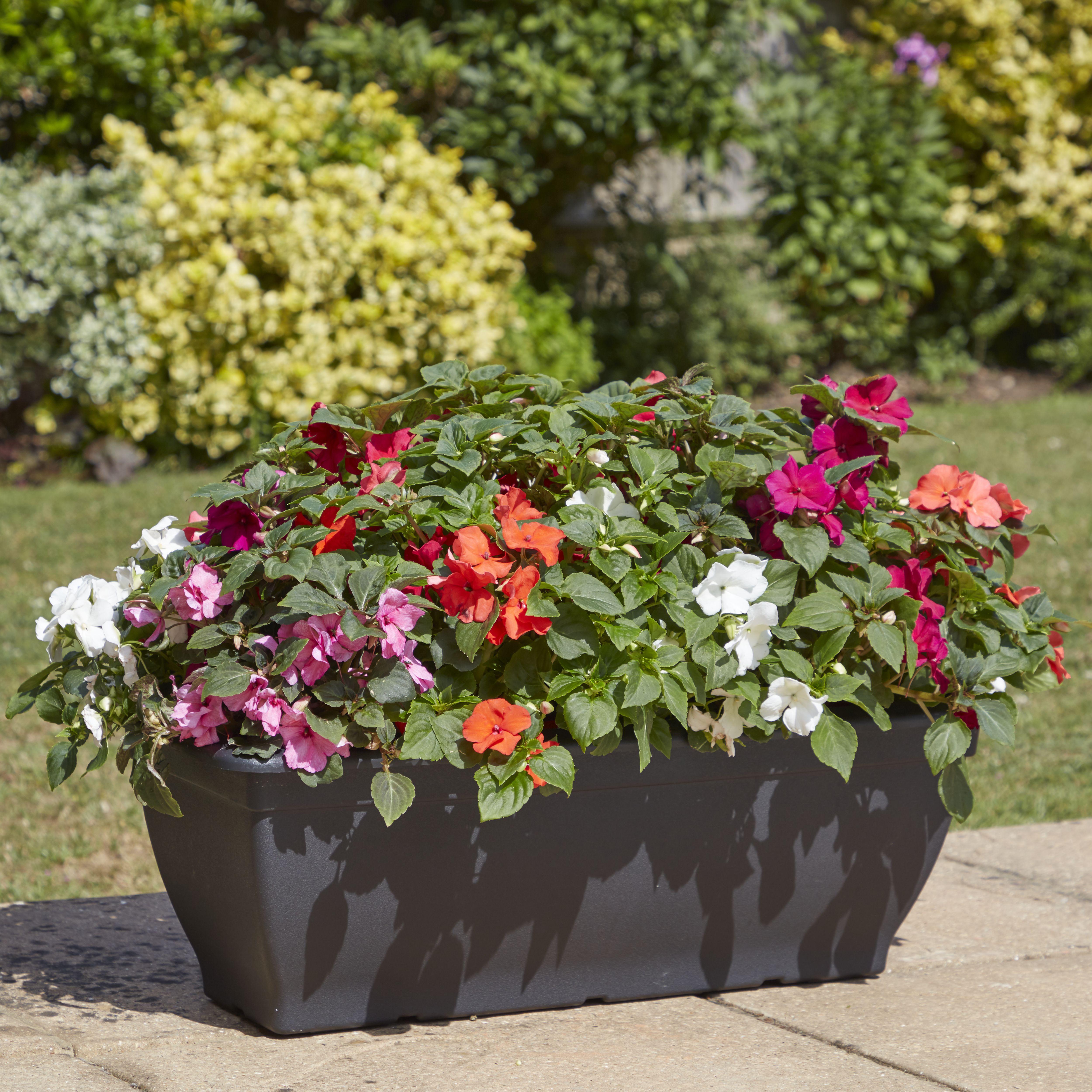 Verve Durdica Matt Dark grey Slate effect Plastic Plant pot (Dia) 39 ...