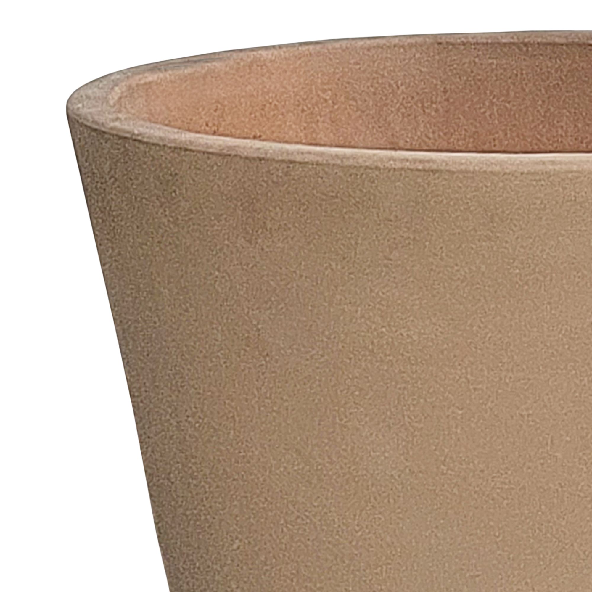 Verve Mali Matt Brown Terracotta Plant pot (Dia) 40cm, (H)38cm, 43L