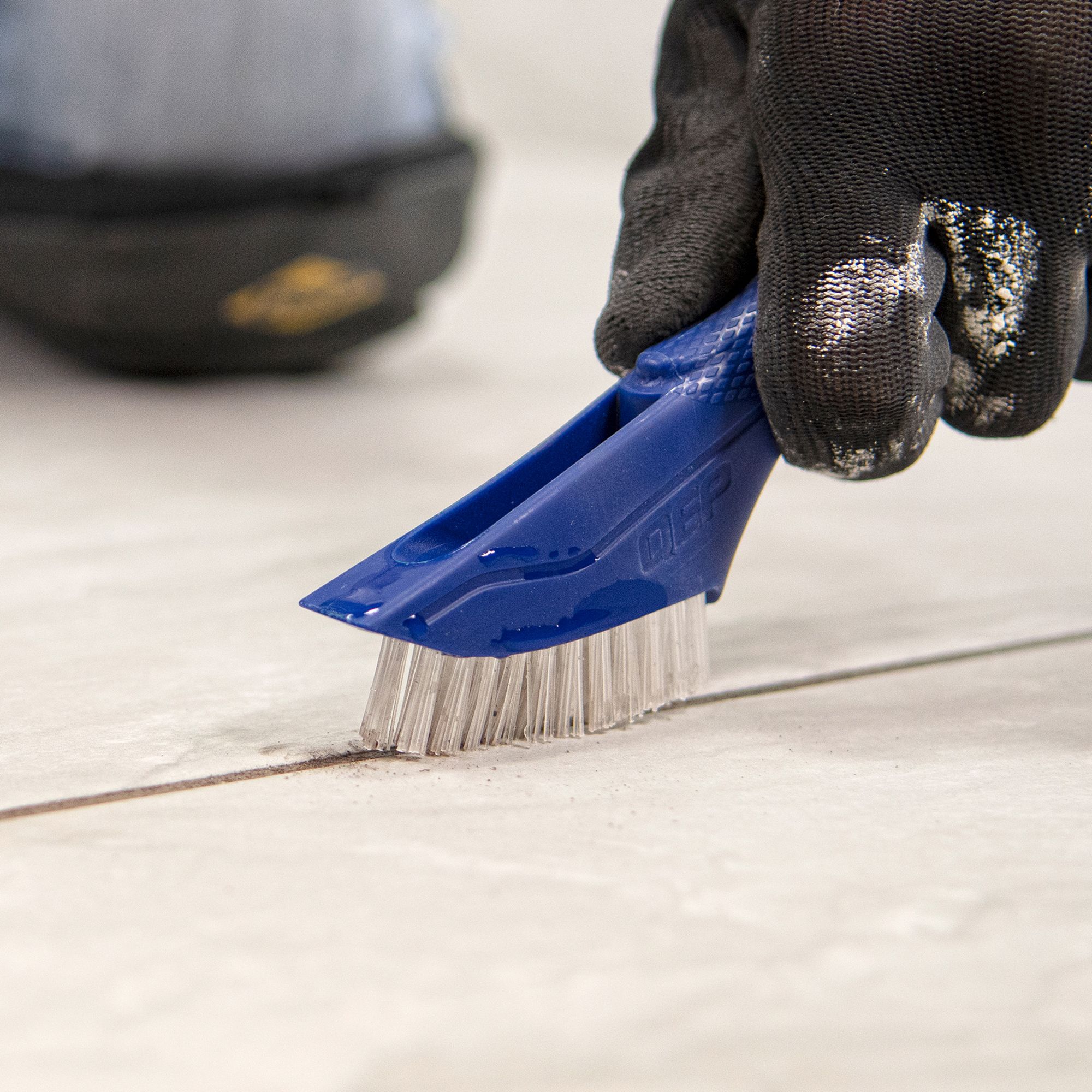 VITREX FINISH NYLON HAND GROUT BRUSH, 40MM