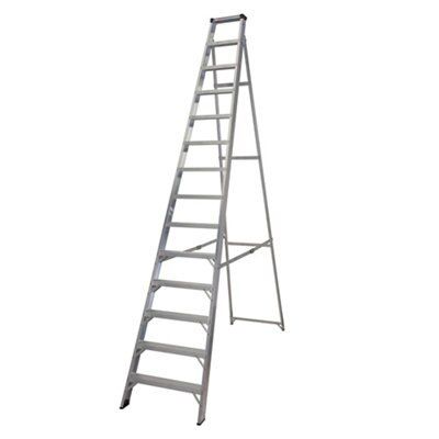 Werner 14 tread Aluminium Platform step Ladder (H)3.39m | DIY at B&Q