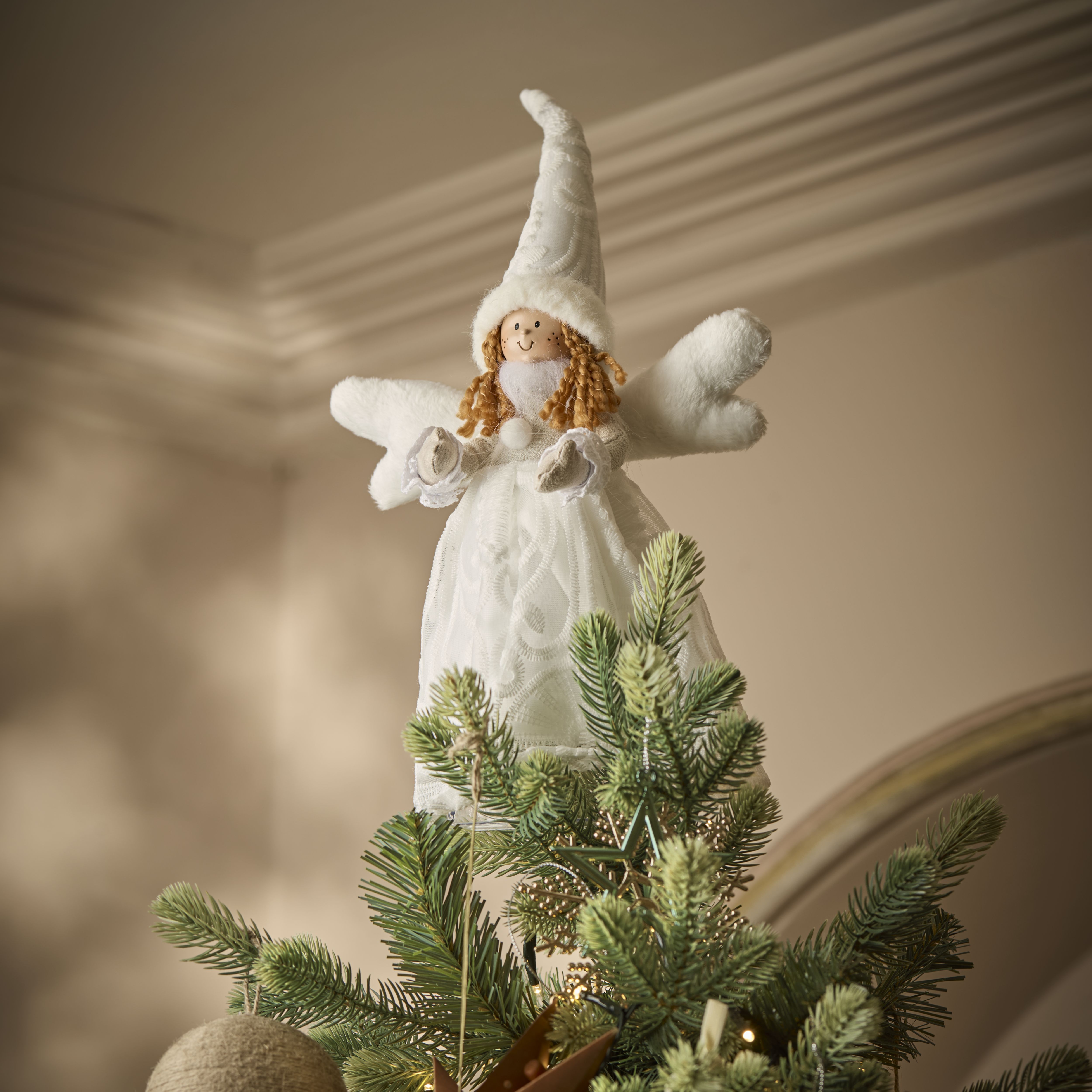 White Angel with hat Christmas tree topper