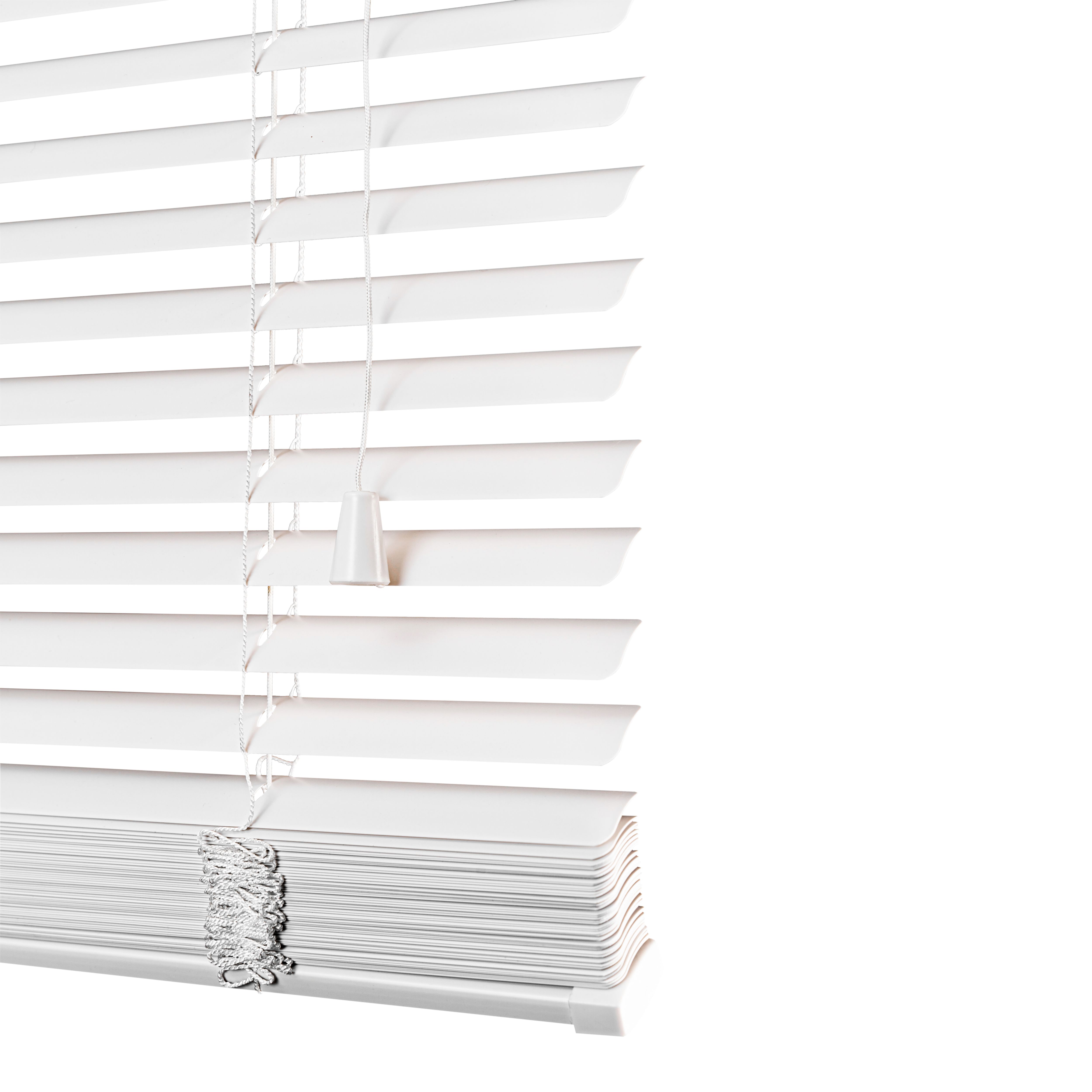 White PVC Venetian Blind (W)120cm (L)180cm