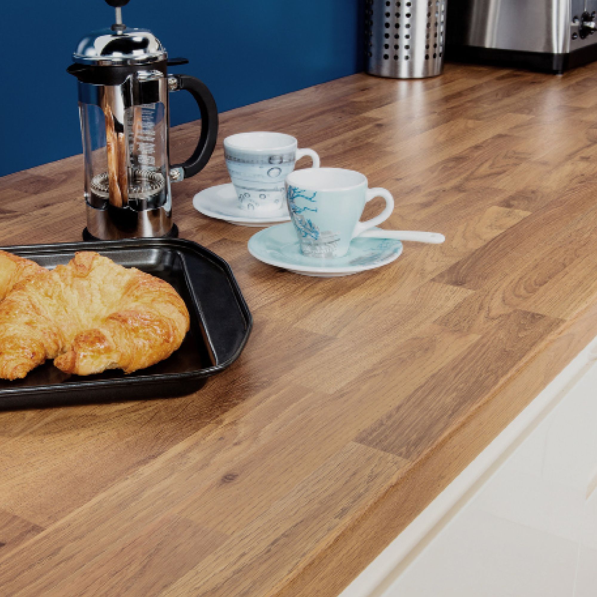 Wilsonart Colmar oak Wood effect Laminate Post-formed edge Kitchen ...