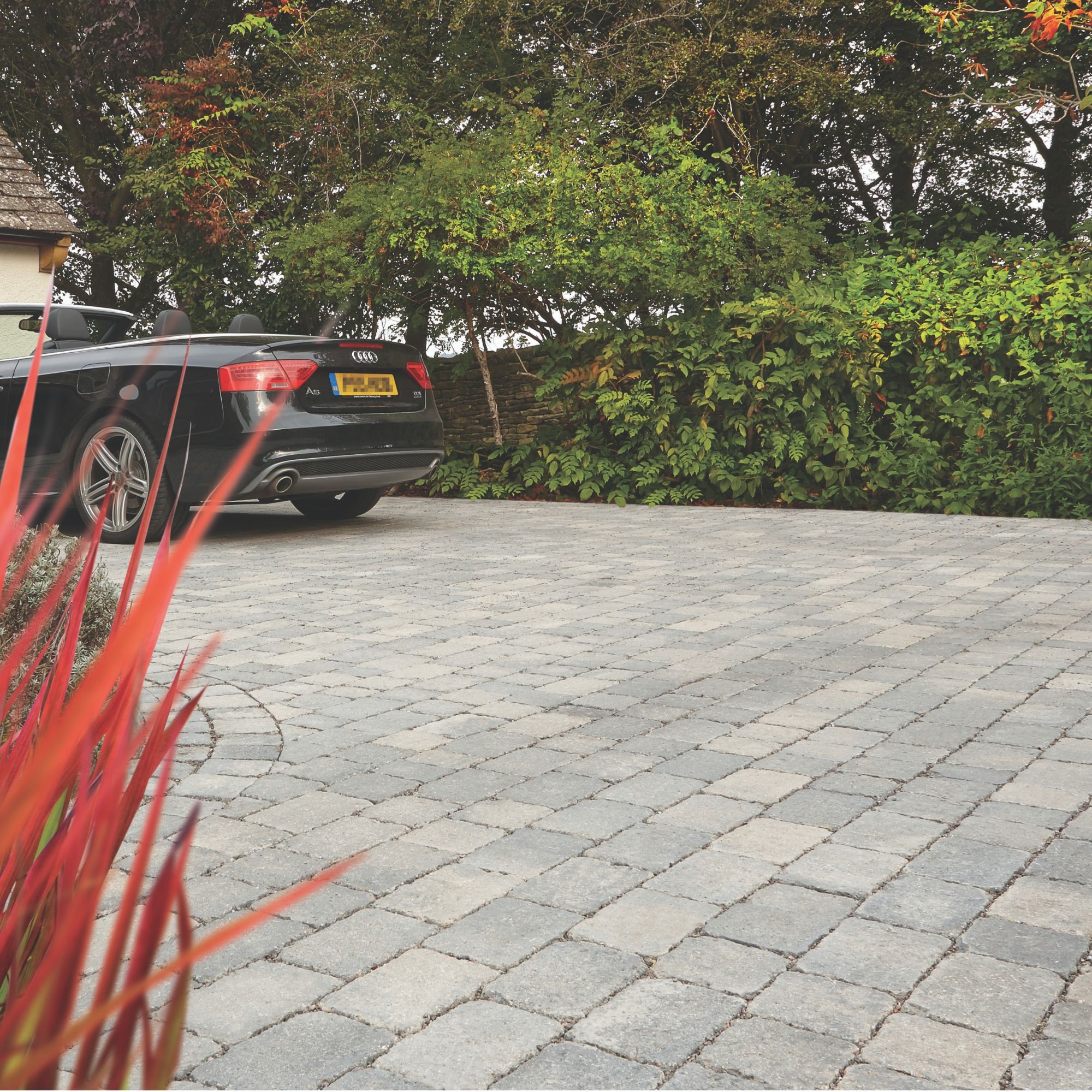 Woburn rumbled Graphite Block paving (L)134mm (W)134mm (T)50mm