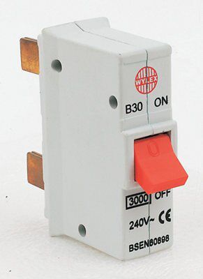 Wylex 32A Miniature circuit breaker | DIY at B&Q