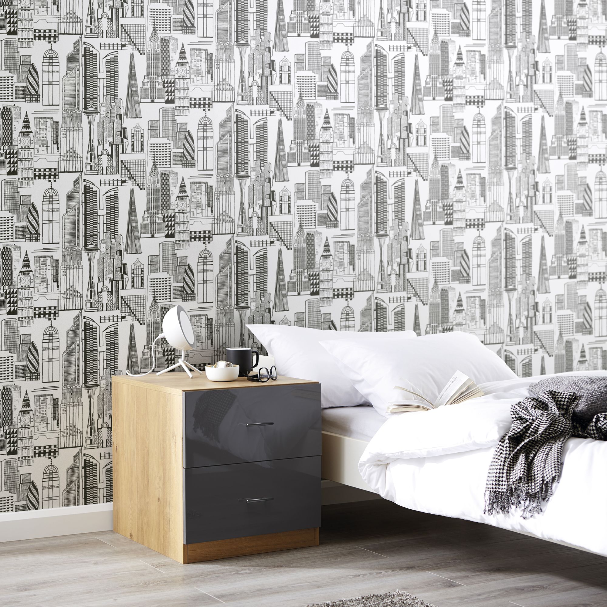 Yopo Black & white Cityscape Textured Wallpaper | DIY at B&Q
