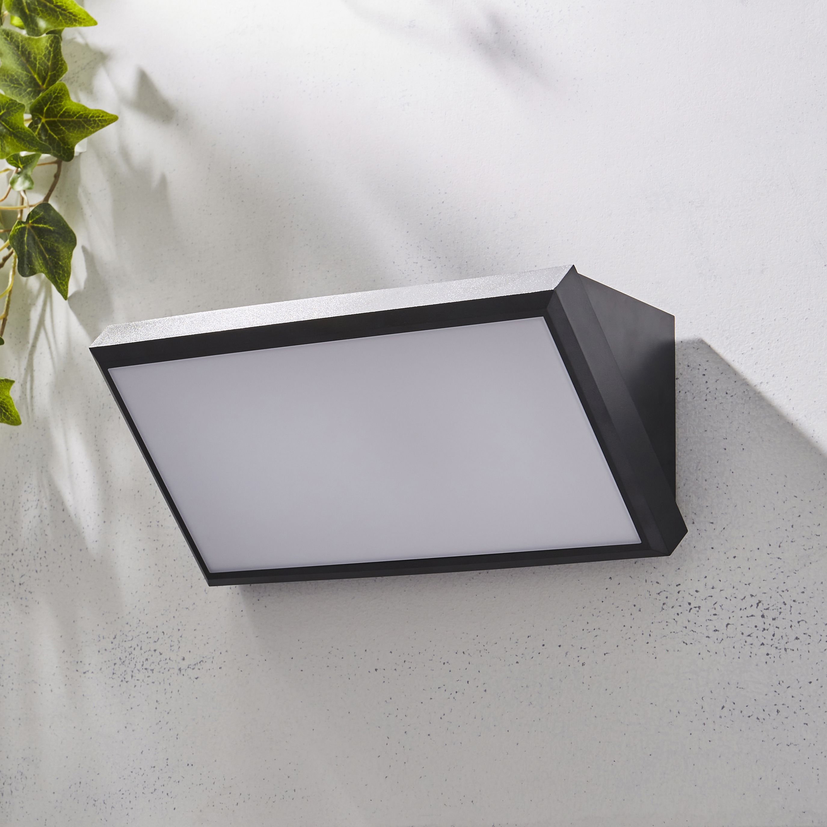 Zinc Howth Matt Black Mains-powered Integrated LED Outdoor Hi-Low Wall ...
