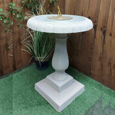 (Discontinued) Sandstone Sundial Birdbath with Square Base