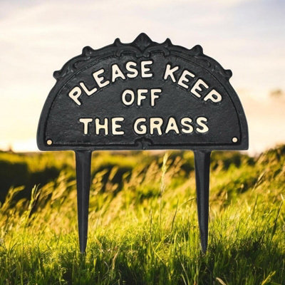 "Keep Off Grass" - Wall Sign - Cast Iron - L1 x W25 x H26 cm