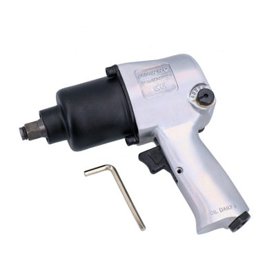 1/2 in drive air impact wrench / gun maximum torque 400 ft/lbs
