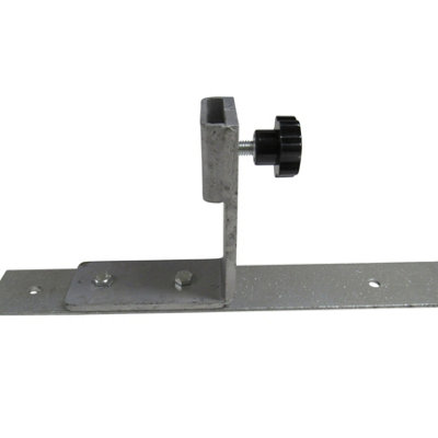 1.2M Galvanised Corner Mounting Post & Brackets (Galvanised Reels ...