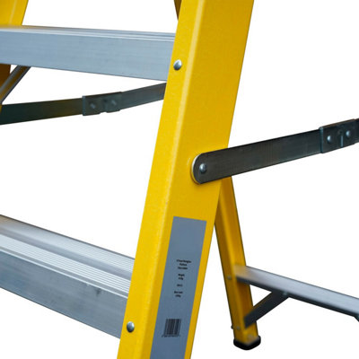 1.4m Heavy-Duty Fibreglass Platform Step Ladder with 6 Treads for ...