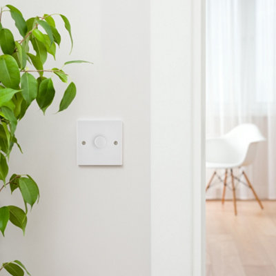 1 Gang 1 Way Dimmer Switch 400W - White