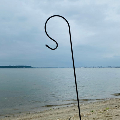 1 x Shepherds Crook Black Metal Garden Border Hook (1.2m)