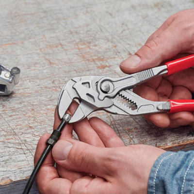 10 Inch Adjustable Pipe Wrench Water Pump Pliers for Plumbing & DIY