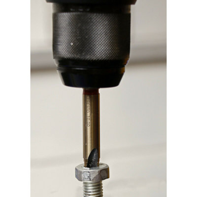 10 Piece Step Drill Screw / Bolt Extractor Set - Broken & Seized Screw ...