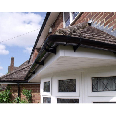 10 x Black Half Round Fascia Gutter Brackets, Freeflow 112mm Rain Water ...