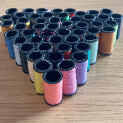100 Spools of Coloured Thread - 100% Polyester Hand & Machine Sewing ...