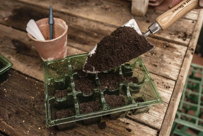 10L Peat Free, Multi Purpose Fertiliser & Soil Mix for Indoor and ...