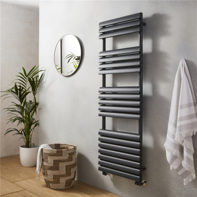 1100mm (H) x 500mm (W) - Vertical Bathroom Towel Radiator (Derby) - (1 ...