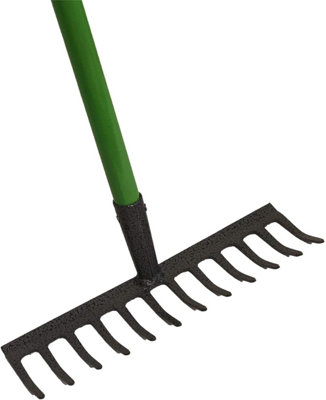 12 Teeth Soil Garden Rake - Green | DIY at B&Q