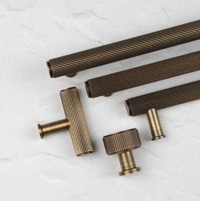 128mm Antique Brass Reeded Handle