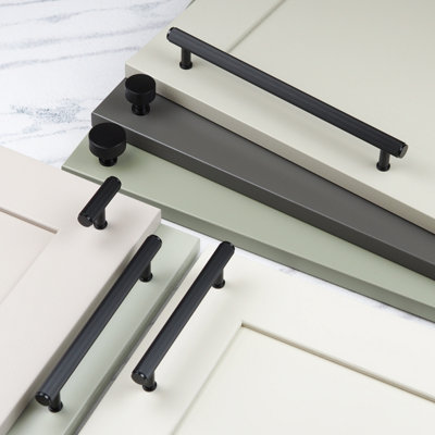 128mm Matt Black Reeded Textured Cabinet Handle