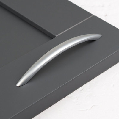 128mm Matt Chrome Bow Cabinet Handle | DIY at B&Q