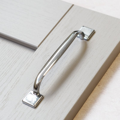 128mm Polished Chrome D Cabinet Handle