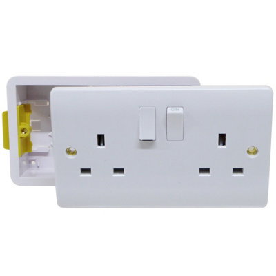 13A 2 Gang Double Pole Switched Socket with 35mm Dry Lining Box, White ...