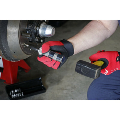 15 Piece Handheld Impact Driver Set for Easy Screw Removal