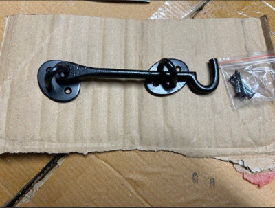 150mm CAST CABIN HOOK BLACK HEAVY STEEL GALVANISED DOOR BOLT GATE FENCE ...