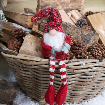 15cm Small Sitting Male Christmas Gonk Holding Red Star | DIY at B&Q