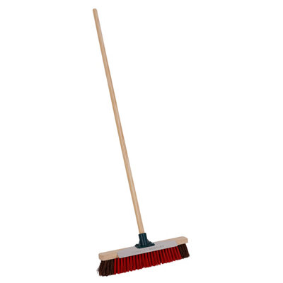 16" OUTDOOR UTILITY BROOM WITH SCRAPER