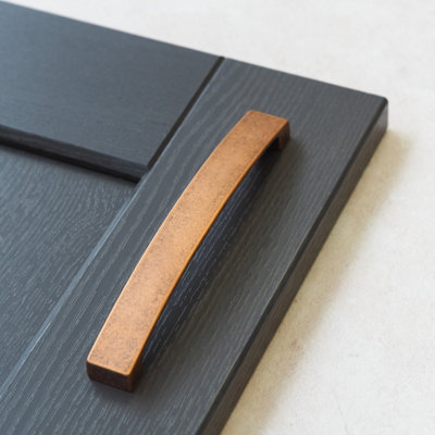 160mm Antique Copper Bow Handle | DIY at B&Q