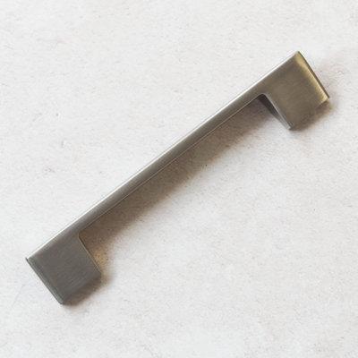160mm Brushed Nickel Square D Chunky Angular Handle