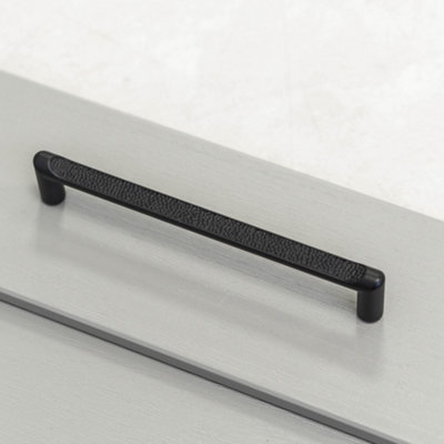 160mm Matt Black Nickel Textured Bar Handle