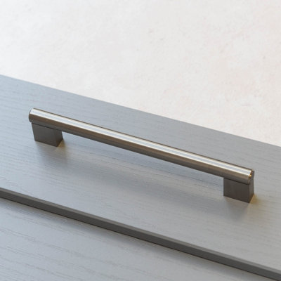 160mm Stainless Steel Effect Bar Handle