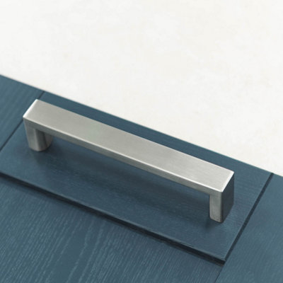 160mm Stainless Steel Square D Handle | DIY at B&Q