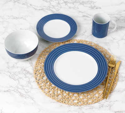 16pc Blue & White Linear Dinner Set