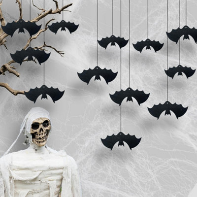 flying bats decor