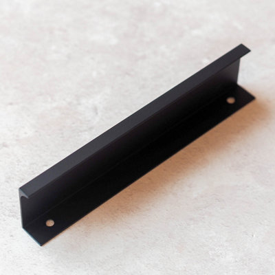 190mm Matt Black Pull Cabinet Handle
