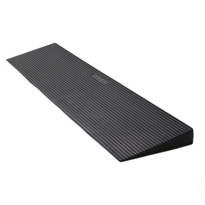 1Pc Weather Resistant Rubber Kerb Ramp 90cm(W) x 20cm(D) x 3cm(H)