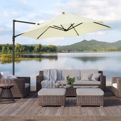 2.5M Garden Cantilever Parasol W/ 360 Rotation and Cross Base, Beige
