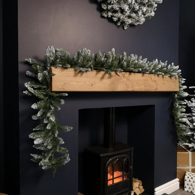 2.7m Snowy Plain Green Christmas Garland with 200 Tipped Christmas ...