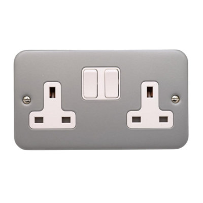 2 Gang 13A Double Pole Switched Socket - Metal Clad Heavy-Duty ...
