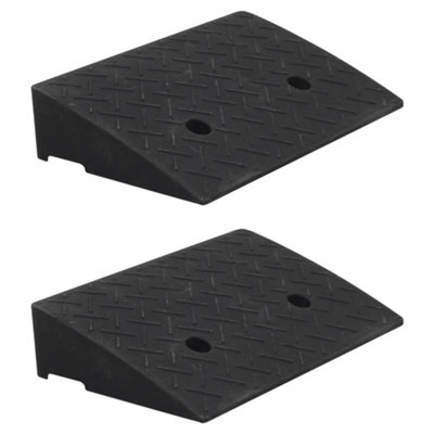 2 Pcs Textured Surface Rubber Kerb Ramps 50cm W x 32cm D x 11cm H
