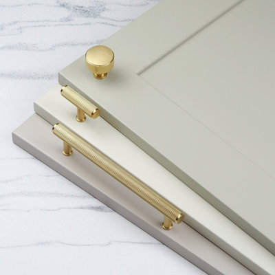 224mm Satin Brass Textured Reeded Cabinet Handle Gold Cupboard Door ...
